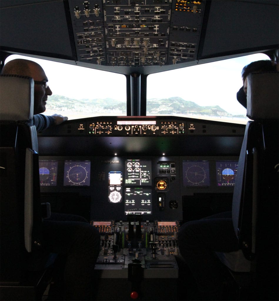 Simulateur de vol avion de ligne, taille réelle | Lor'n'Air